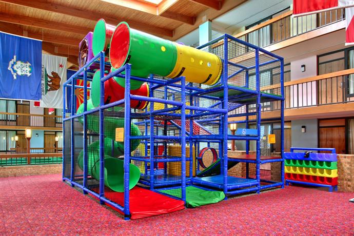 MCM Grande FunDome Odessa - Compare Deals
