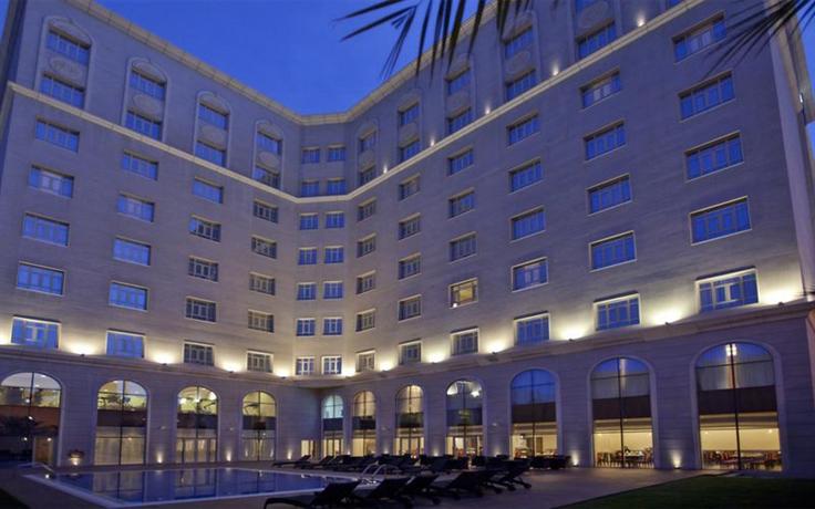 Concorde Hotel Doha - Compare Deals
