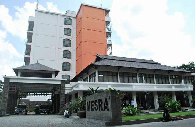 Mesra Business & Resort Hotel, Samarinda - Compare Deals