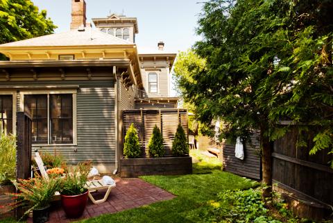 Made Inn Vermont - Urban Chic Bed and Breakfast,Burlington:Photos ...