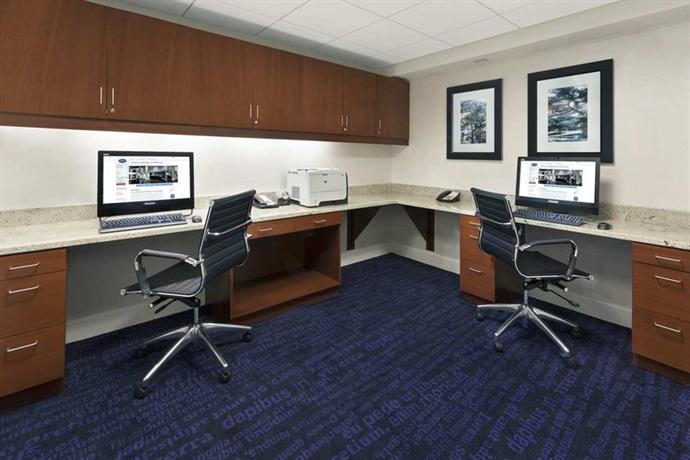 Hampton Inn - Washington DC/White House, Washington D.C. - Compare Deals