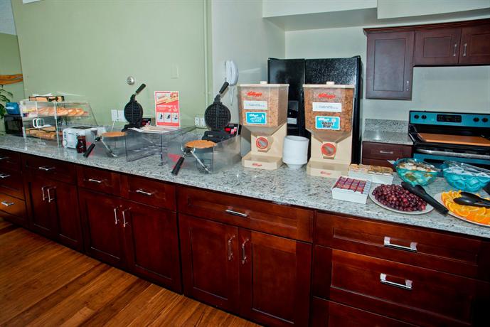 Nordic Oceanfront Inn,Lincoln City:Photos,Reviews,Deals