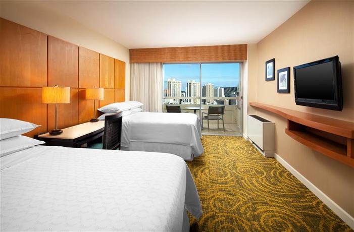 Sheraton Waikiki, Honolulu - Compare Deals