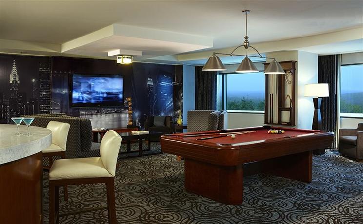 Fox Tower at Foxwoods, Ledyard - Compare Deals
