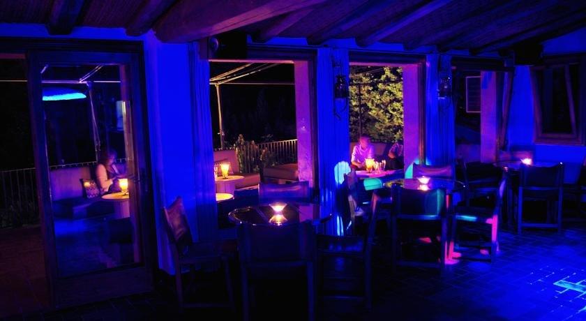 Hotel Aigua Blava, Begur - Compare Deals