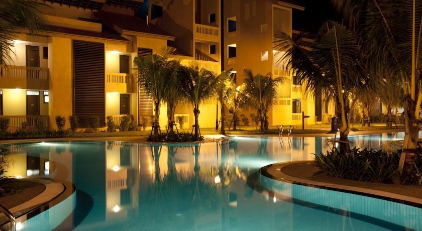 Felda Residence Tanjung Leman,Mersing:Photos,Reviews,Deals