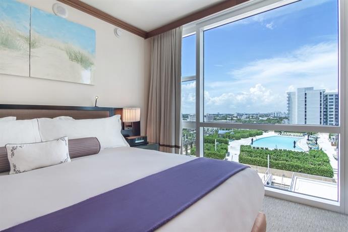 Carillon Miami Wellness Resort, Miami Beach - Compare Deals