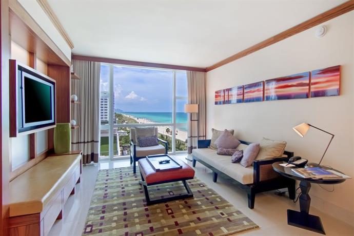 Carillon Miami Wellness Resort, Miami Beach - Compare Deals