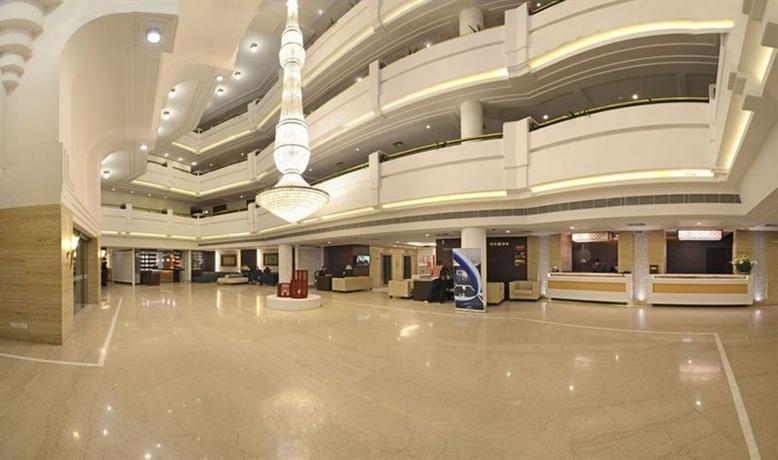 Howard Sarovar Portico Agra,Agra:Photos,Reviews,Deals