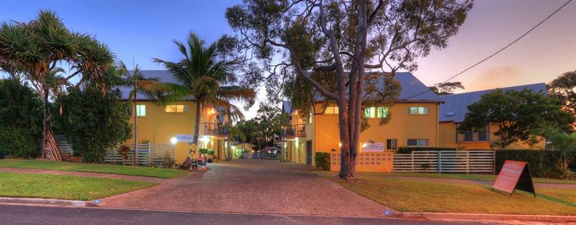 Rainbow Getaway Holiday Apartments,Rainbow Beach:Photos,Reviews,Deals