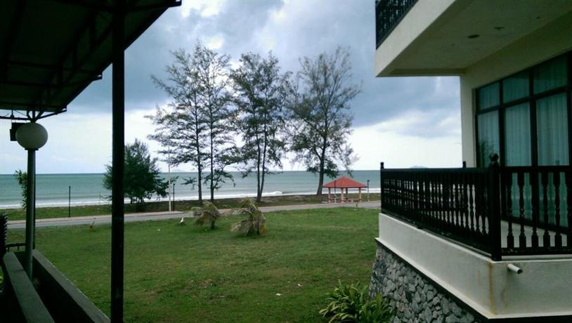 Mersing Beach Resort - Compare Deals