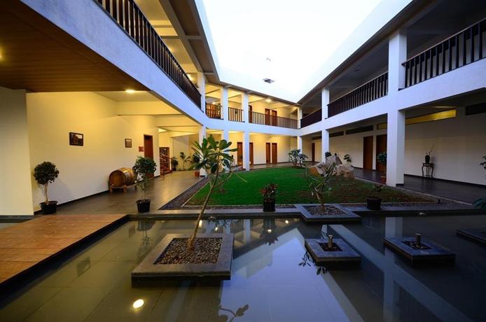 Beyond by Sula,Nasik:Photos,Reviews,Deals