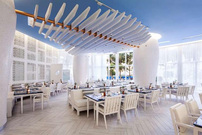 The St Regis Bal Harbour Resort - Compare Deals