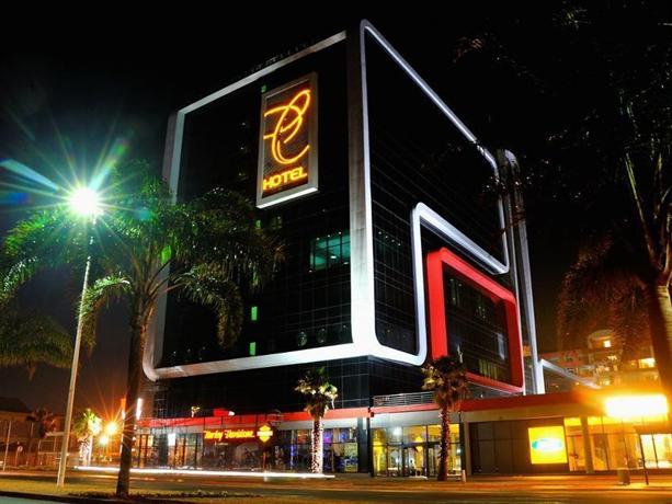 Coastlands Umhlanga Hotel and Convention Centre, Durban - Compare Deals
