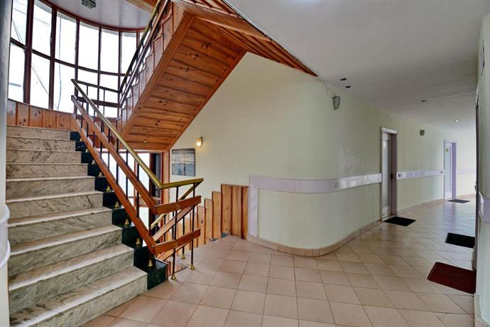 Hotel Barog Heights,Solan:Photos,Reviews,Deals