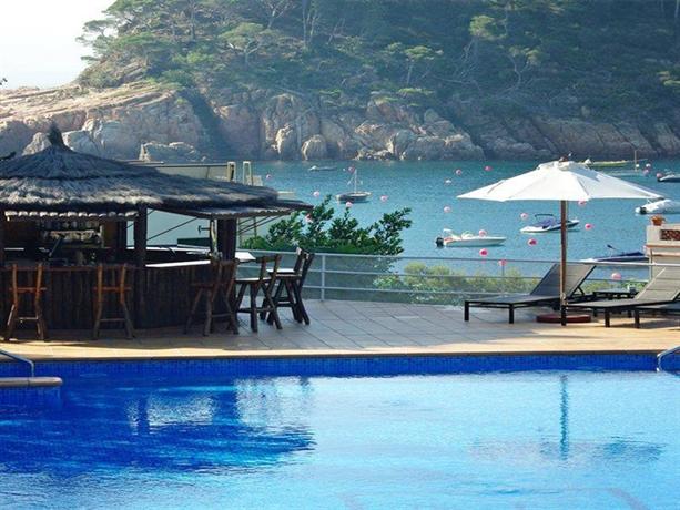 Hotel Aigua Blava, Begur - Compare Deals