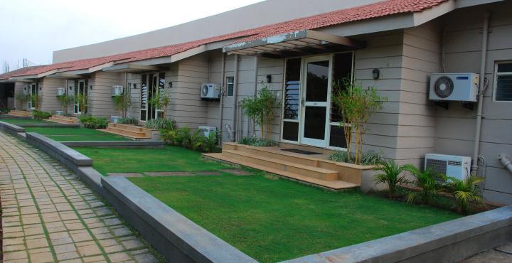 Manas Resort with Petting Zoo Igatpuri,Igatpuri:Photos,Reviews,Deals