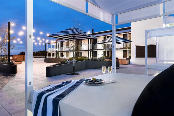 Tradewinds Hotel Fremantle, Perth - Compare Deals