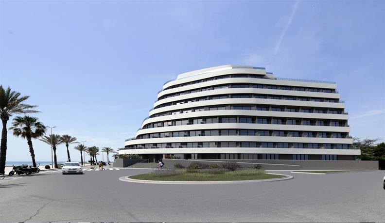 ME Sitges Terramar - Compare Deals