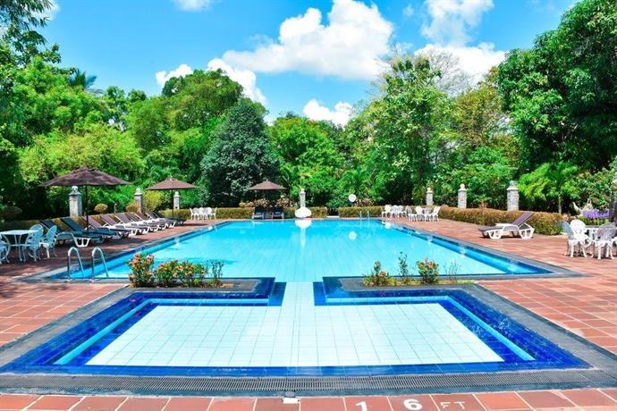 Heritage Hotel Anuradhapura - Compare Deals