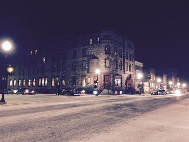 Historic Calumet Inn, Pipestone - Compare Deals