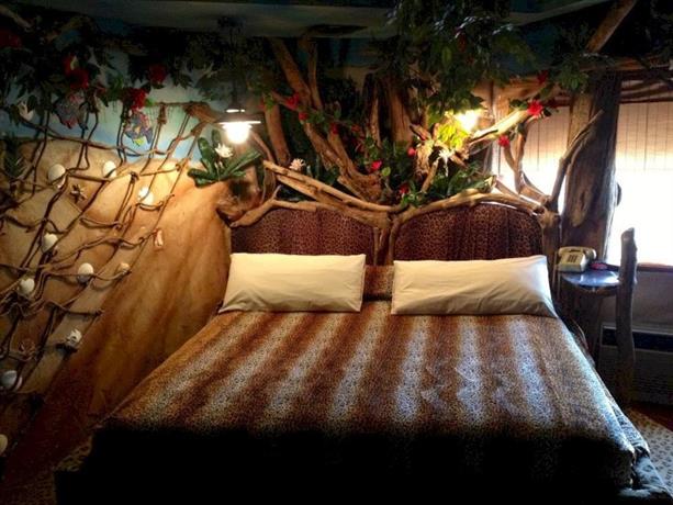 Feather Nest Inn, Cherry Hill - Compare Deals