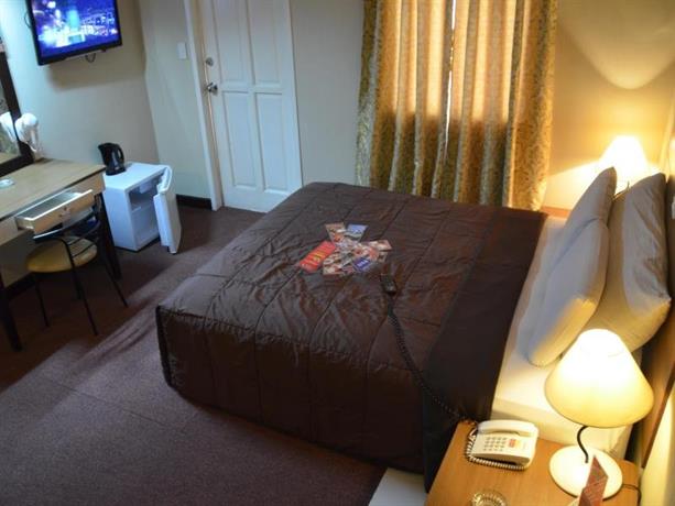 Hotel Sogo Sta Rosa Laguna, Santa Rosa City - Compare Deals