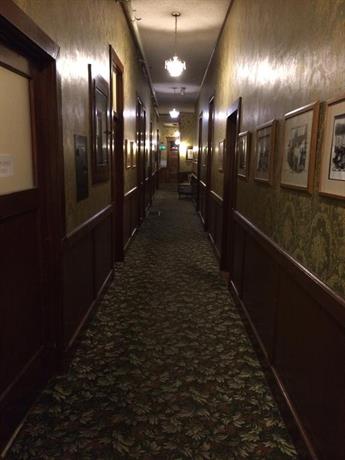Manresa Castle, Port Townsend - Compare Deals