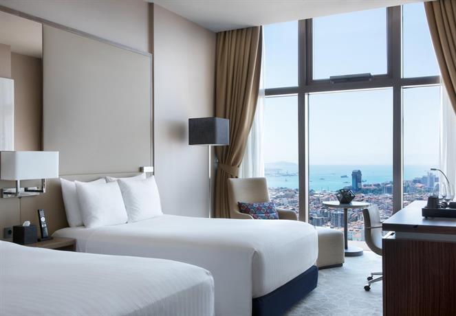 Istanbul Marriott Hotel Sisli - Compare Deals