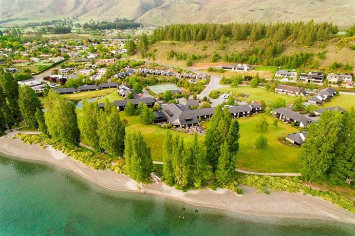 Edgewater Wanaka - Compare Deals