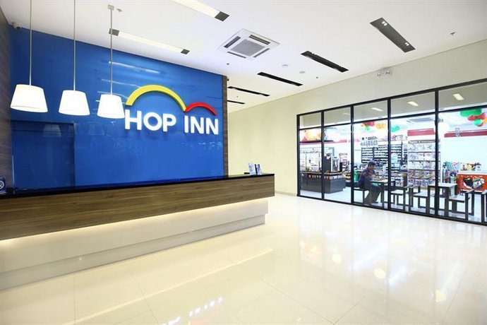 Hop Inn Hotel Ermita Manila - Compare Deals