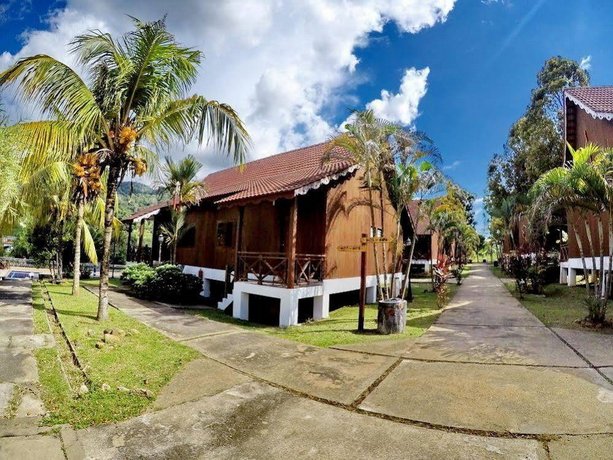 Xcape Resort @ Taman Negara,Taman Negara:Photos,Reviews,Deals