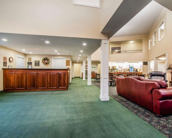 Quality Inn at Quechee Gorge,Woodstock-Quechee:Photos,Reviews,Deals