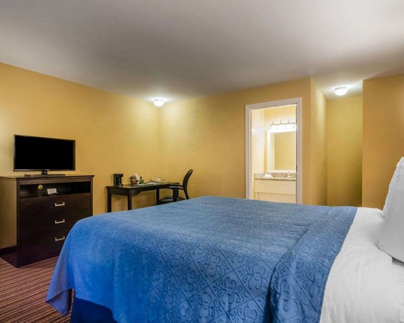 Quality Inn at Quechee Gorge,Woodstock-Quechee:Photos,Reviews,Deals