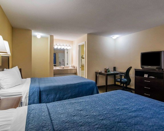 Quality Inn at Quechee Gorge,Woodstock-Quechee:Photos,Reviews,Deals