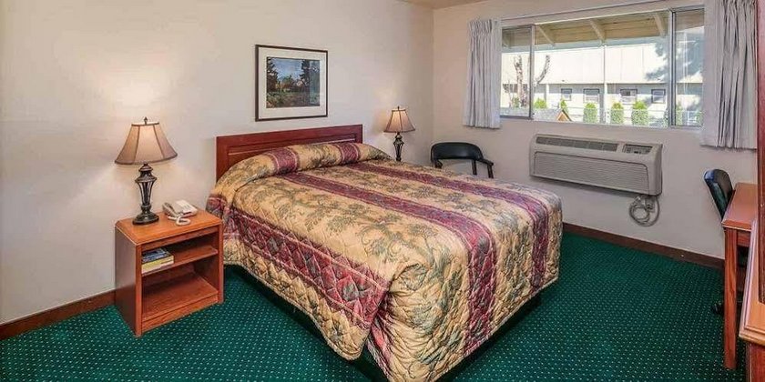 Coachman Inn Bellingham,Whatcom Falls Park:Photos,Reviews,Deals