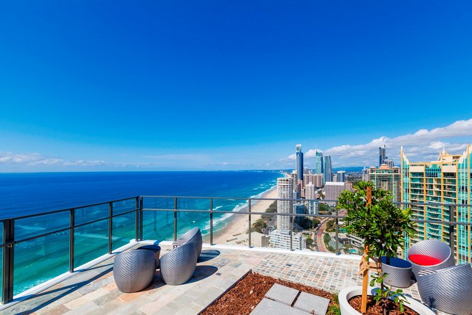 Rhapsody Resort, Gold Coast - Compare Deals