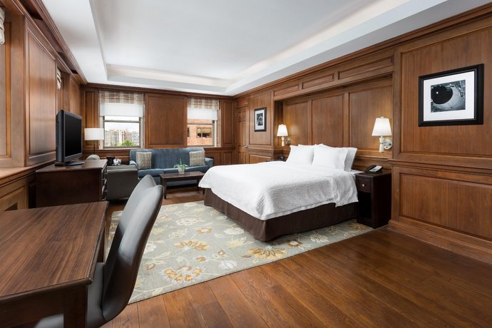 Hampton Inn - Washington DC/White House, Washington D.C. - Compare Deals
