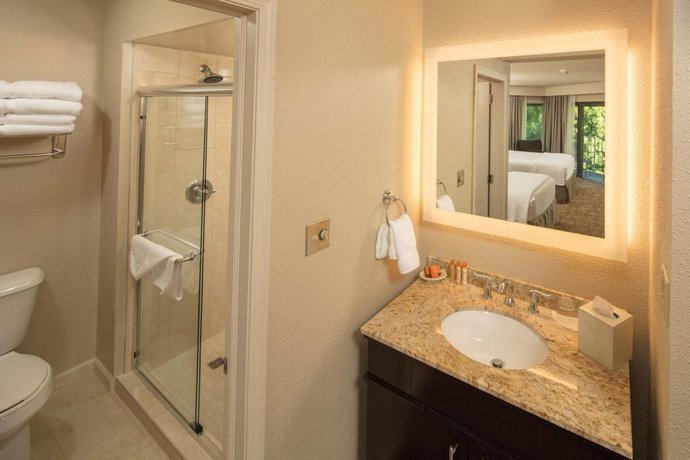 Eagle Ridge Resort and Spa,Galena:Photos,Reviews,Deals