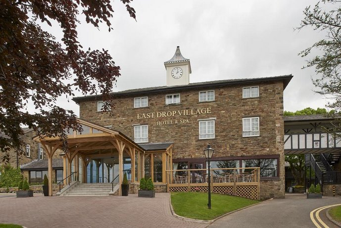 Last Drop Village Hotel & Spa, Bromley Cross - Compare Deals