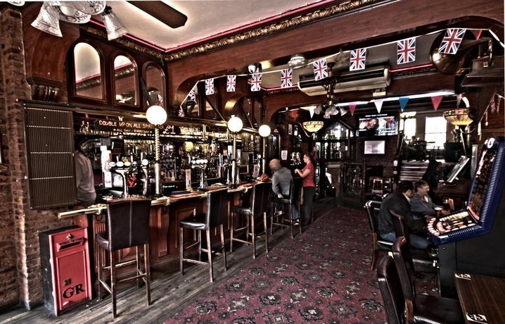 The George Hotel Whitby - Compare Deals