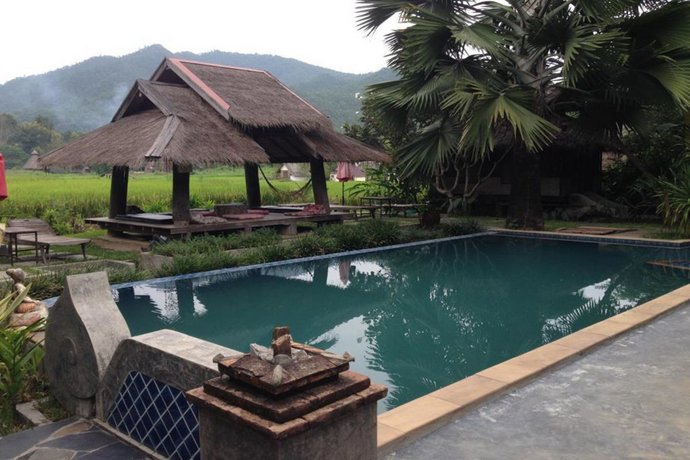 Pai Chan Cottage & Cuisine - Compare Deals