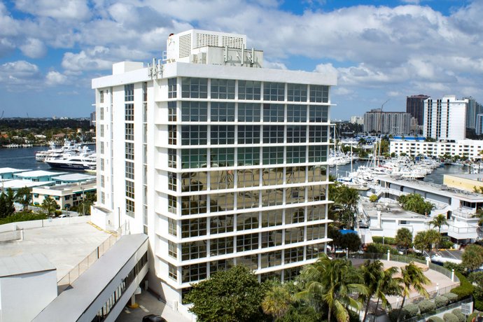 B Ocean Resort Fort Lauderdale - Compare Deals