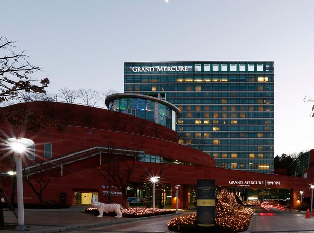 Grand Mercure Ambassador Changwon Formerly Pullman - Compare Deals