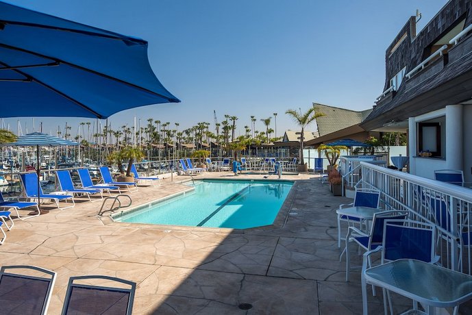 Bay Club Hotel and Marina,San Diego:Photos,Reviews,Deals