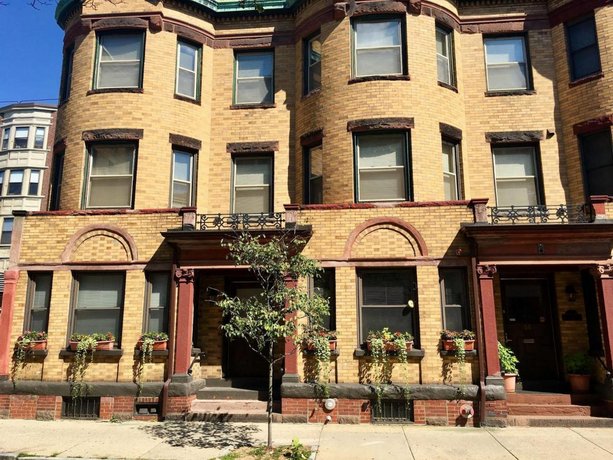 Oasis Guest House Boston - Compare Deals