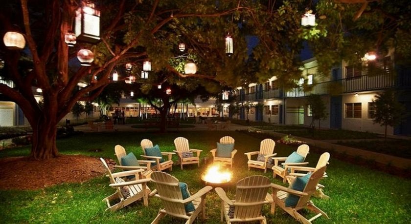 Postcard Inn On The Beach, Saint Pete Beach - Compare Deals