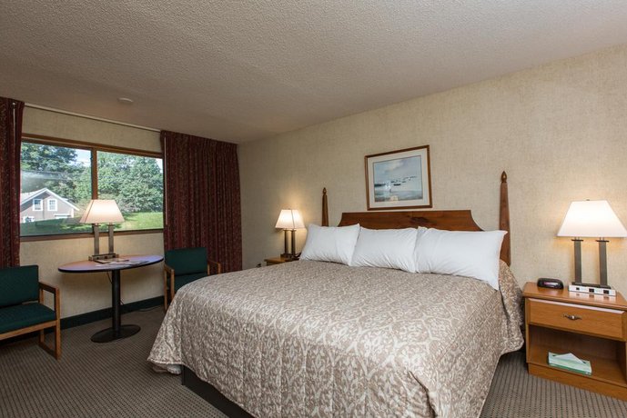 Commodores Inn,Stowe:Photos,Reviews,Deals