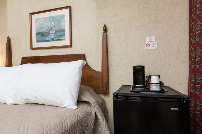 Commodores Inn,Stowe:Photos,Reviews,Deals