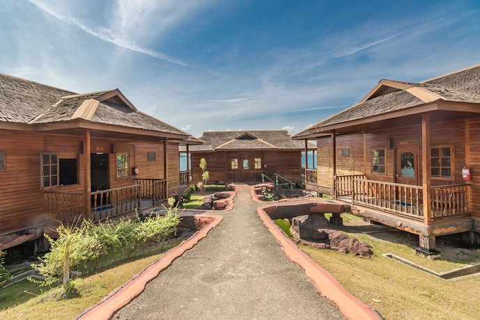 KTM Resort Batam,Batam:Photos,Reviews,Deals